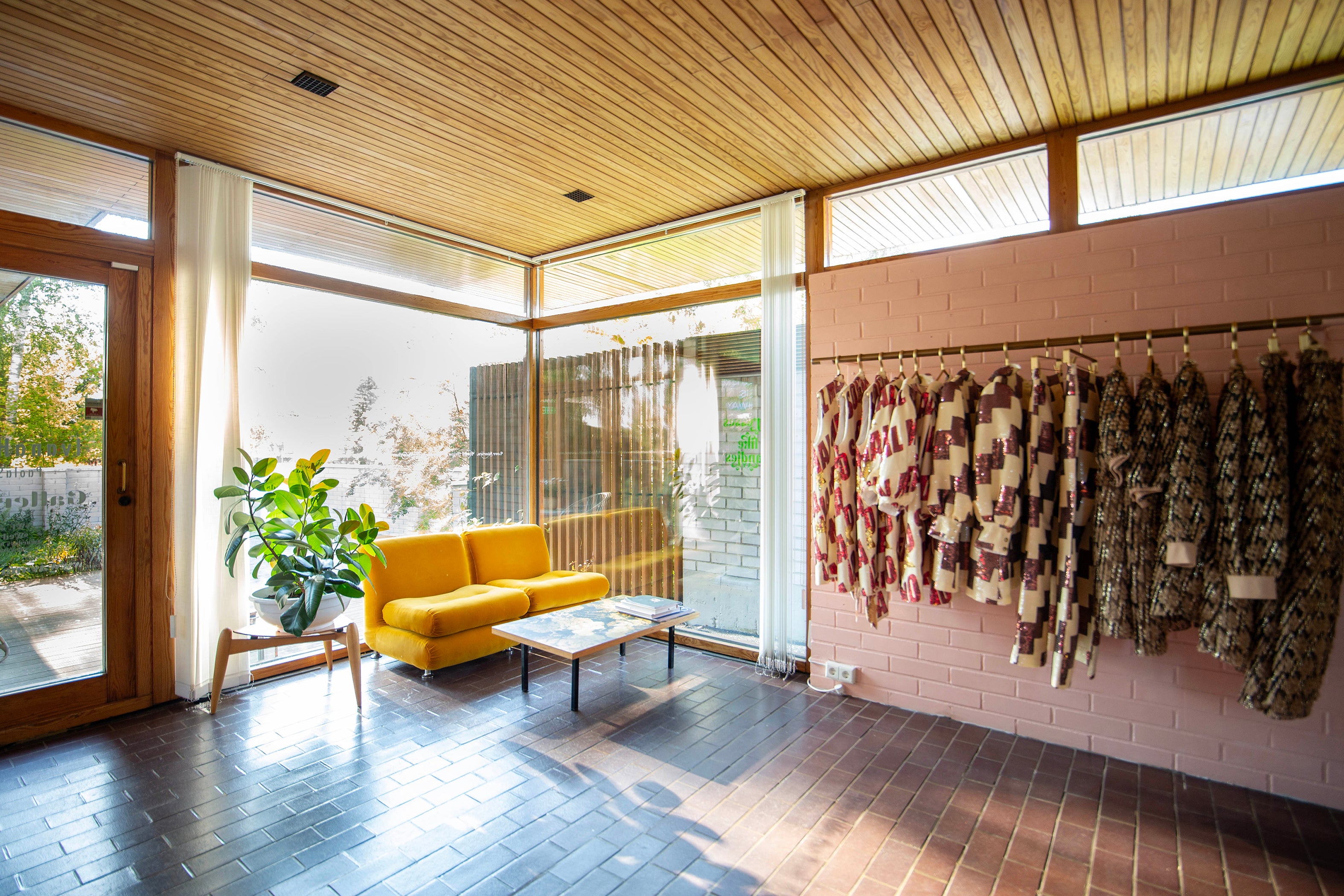 Just Renovated, the most beautiful Ivana Helsinki House welcomes you t